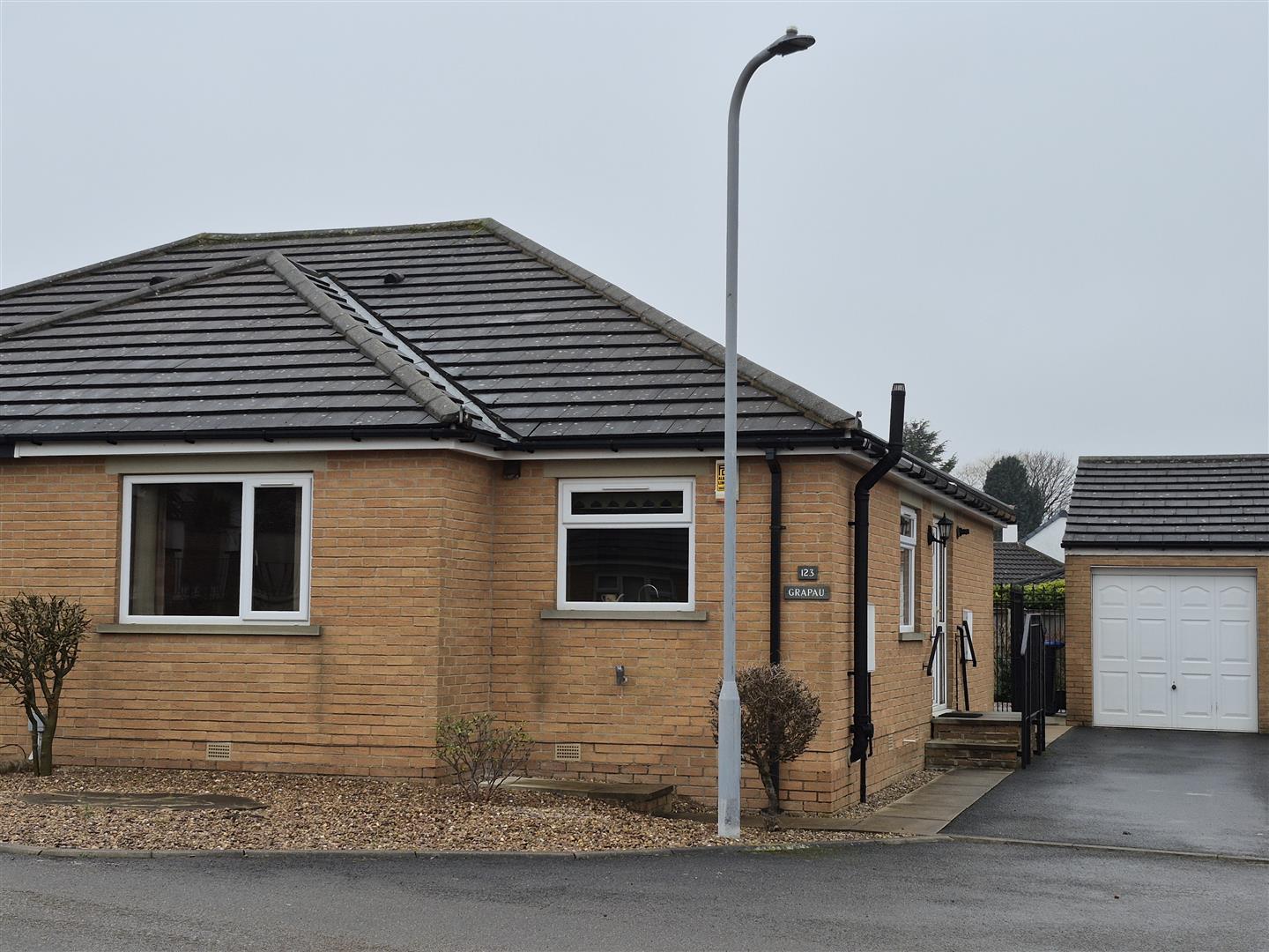 All Alone Road, Idle - Sugdens Estate Agent